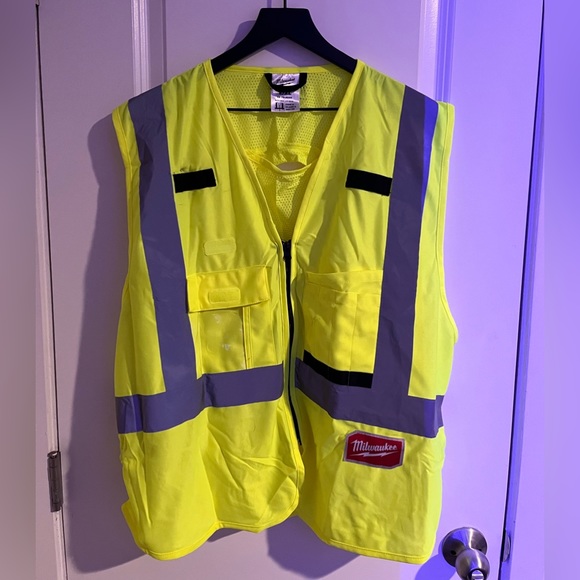 Milwaukee | Jackets & Coats | Milwaukee Reflective Vest | Poshmark